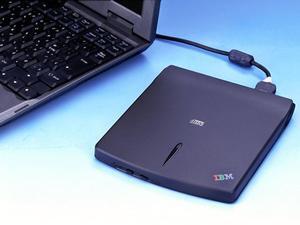 ASCII.jp：ThinkPad i Series 1620(2662-33J) (2/2)