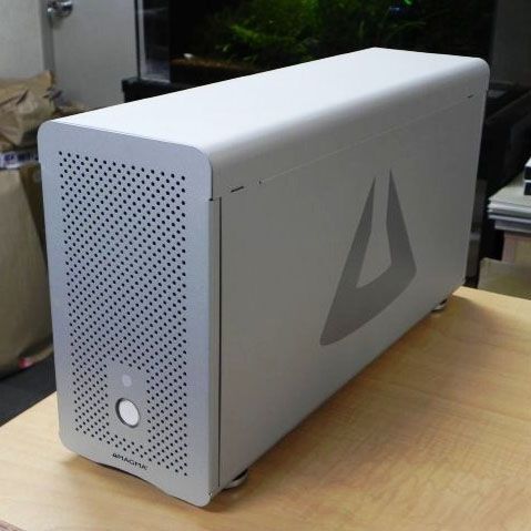 ASCII.jp：Thunderbolt接続のPCI-E拡張ボックス「MAGMA ExpressBox 3T」