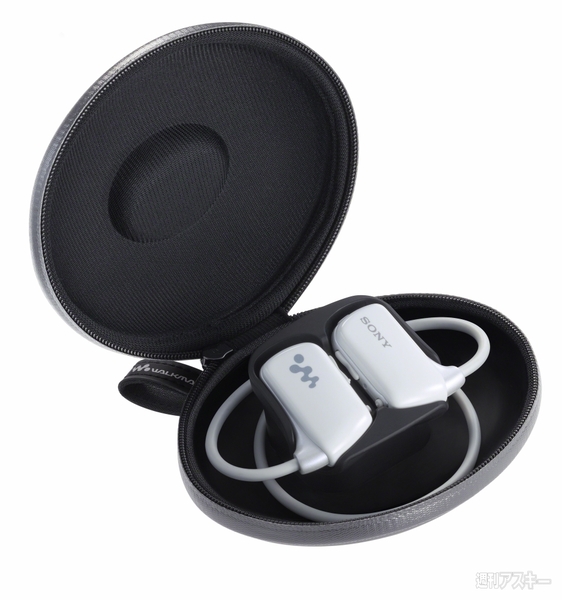 音楽を聴きながらスイミング 防水ウォークマン『NWD-W273』発表 - 週刊アスキー