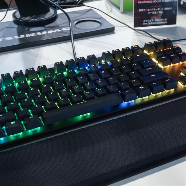 ASCII.jp：開発中の「REALFORCE RGB」次世代モデルもお披露目！ 東プレブース【TGS2022】
