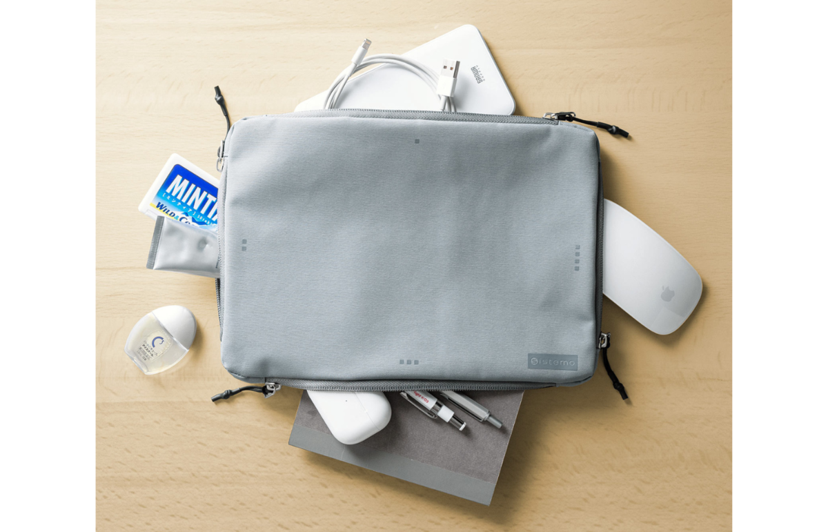 ASCII.jp：4ポケットの薄型ガジェットポーチ、サンワサプライ