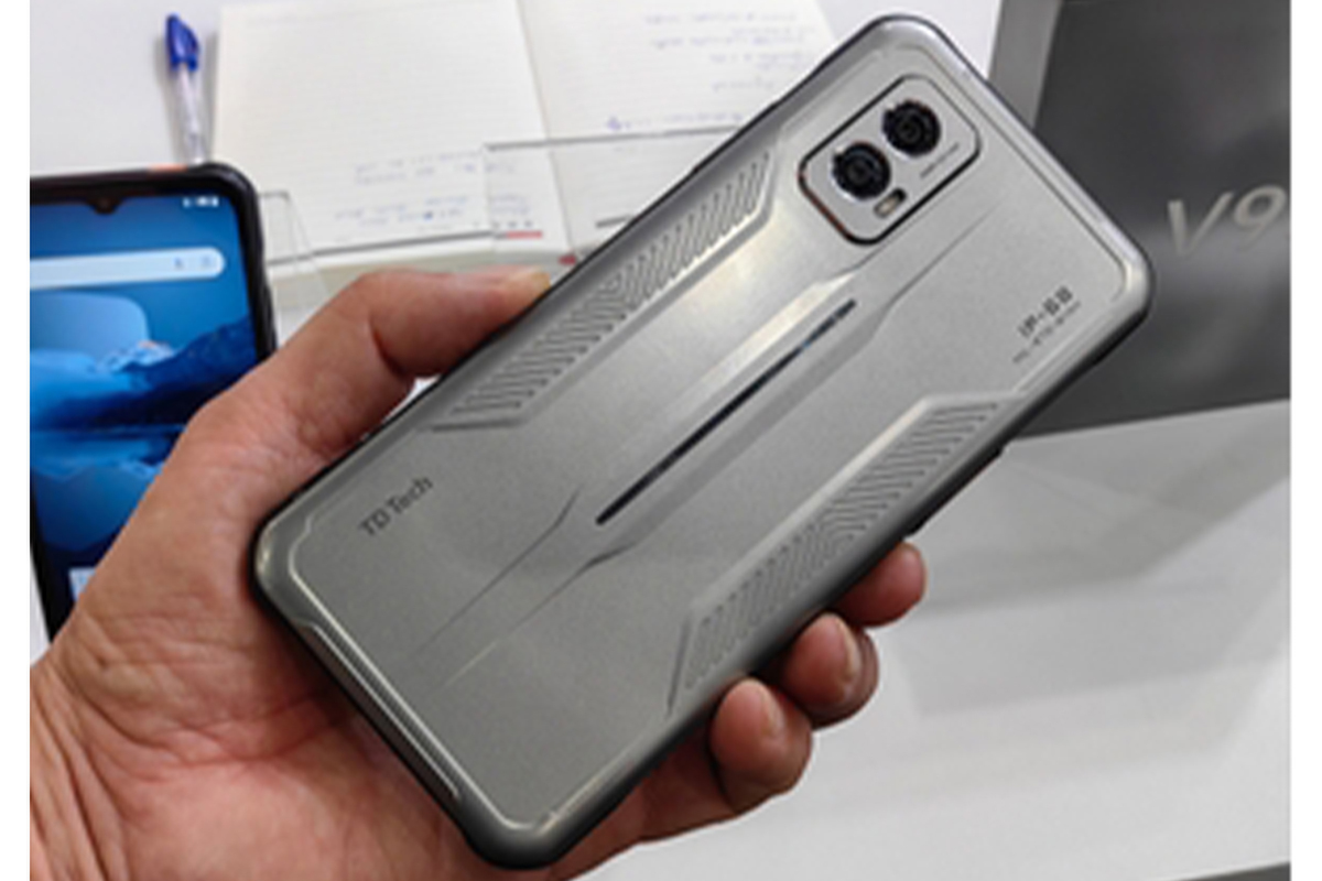 ASCII.jp：シンガポールの展示会で見つけたスマホや5G関連製品をチェック！