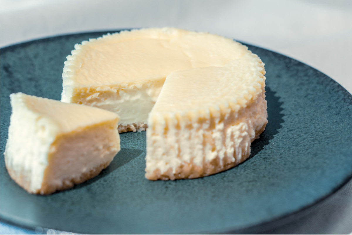 JR新宿駅南口改札内にてチーズをたっぷり使用したチーズケーキなどを販売！ ポップアップショップが登場