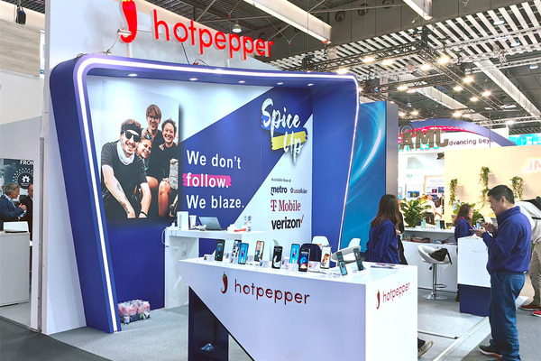 「Hotpepper」なるメーカーのスマホをMWCで発見！ アメリカで復活してた老舗中国メーカー - 週刊アスキー