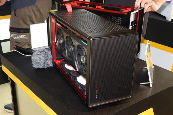 AntecがMini-ITXケース「PERFORMANCE 1 M」を台湾で披露、日本で人気出そうな予感 - 週刊アスキー