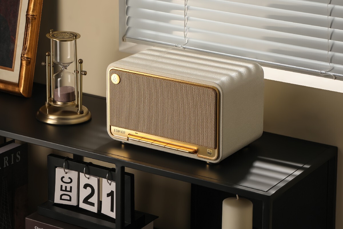 ASCII.jp：EDIFIER、Apple AirPlay 2に対応するレトロ調デザインのワイヤレススピーカー「D32」
