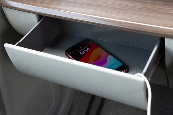 ASCII.jp：車購入初めての20代女性に「アルト ラパンLC」がピッタリな5つのポイントと2つの微妙 (2/2)