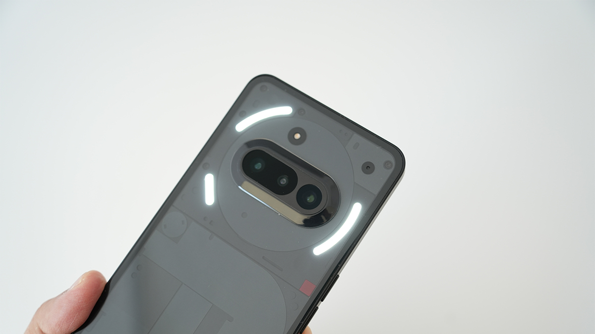 ASCII.jp：Phone（2）ユーザーも欲しくなる！ 新機能追加でコスパも良いNothing Phone（3a） (2/2)