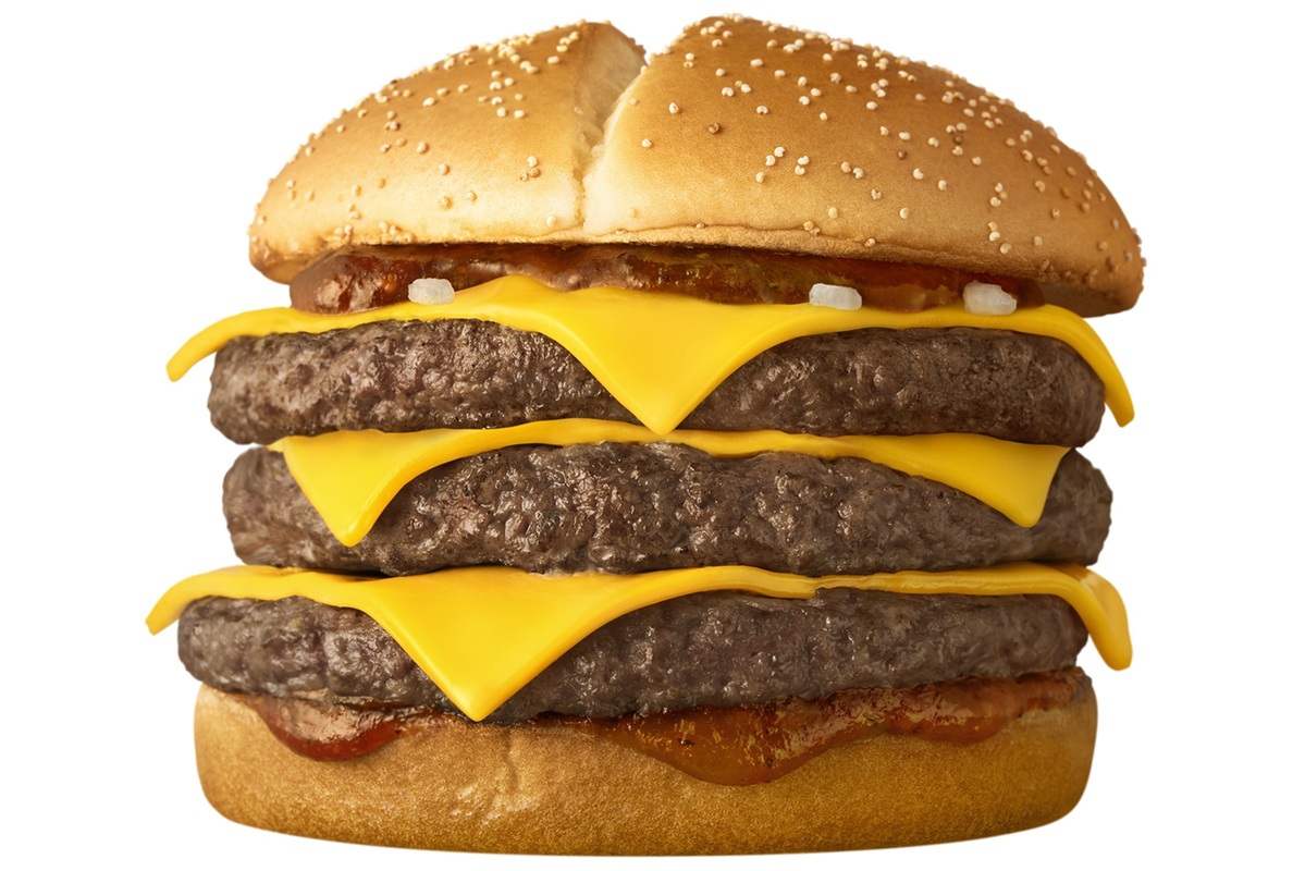 ASCII.jp：【2週間限定】マックの“ヘヴィー級”「トリプル肉厚ビーフ」が帰ってくる！